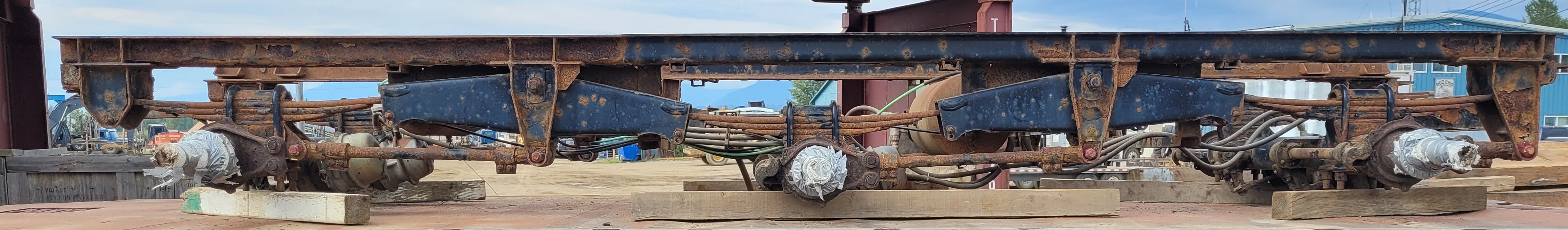 Tridem Trailer Axle Clip – BC Cranes